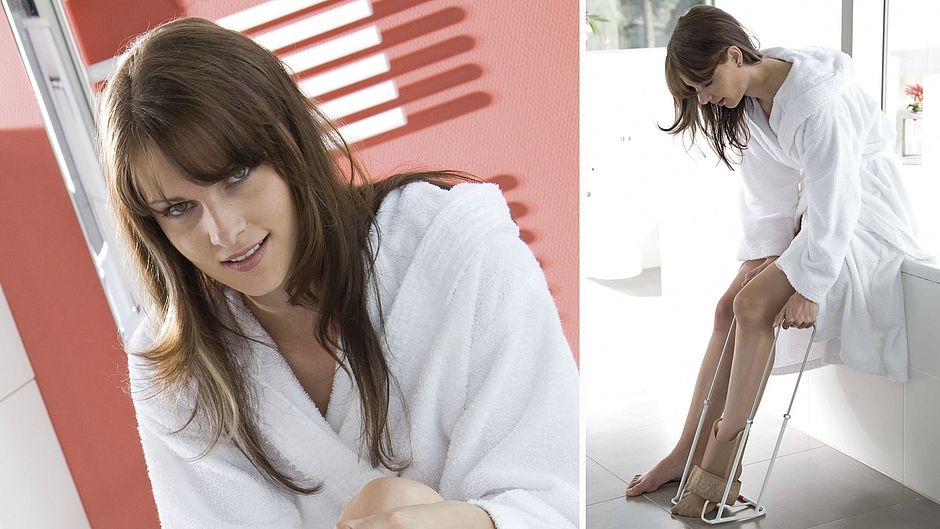 medi Vario-handle Butler: Compression stocking donning aid